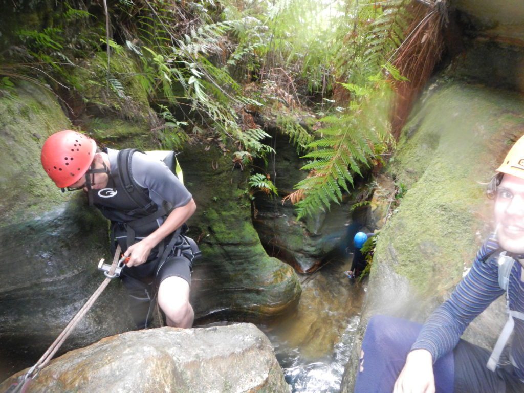 Beginner canyoning: Dargans Creek & Hole In The Wall - fat canyoners
